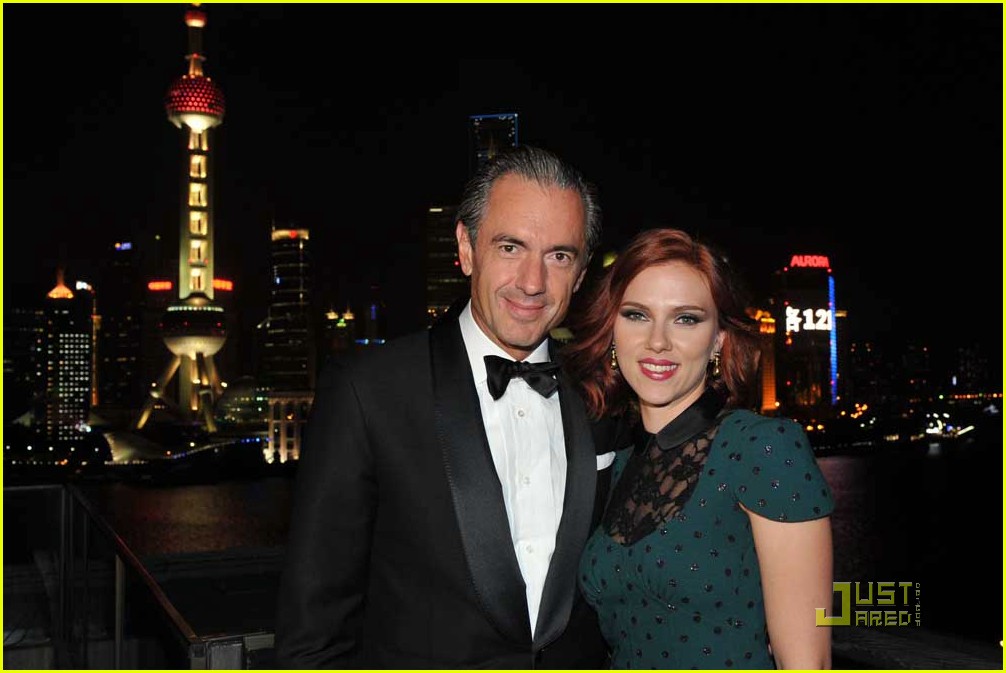 Scarlett Johansson Sings for Moet's New Ad: Photo 2577496 | Scarlett ...