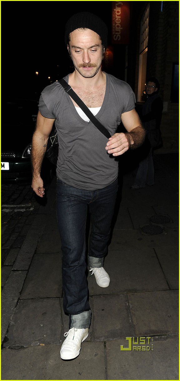 Photo: jude law mustache donmar warehouse anna christie 05 | Photo ...