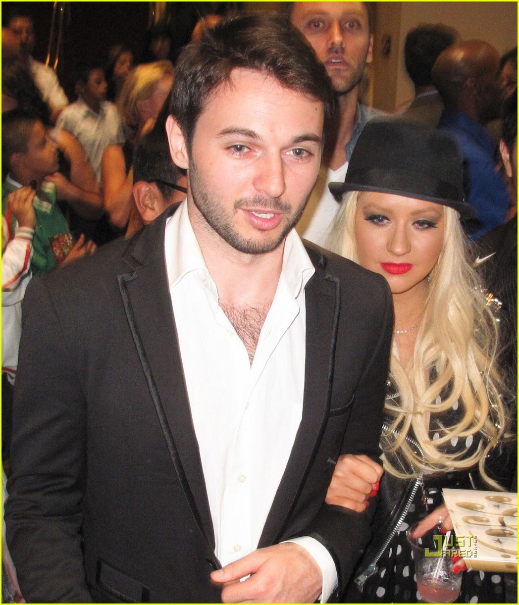 Christina Aguilera & Matthew Rutler: Boxing Match in Vegas!: Photo ...