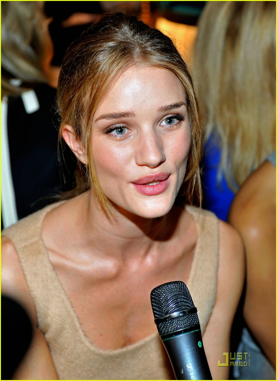 Rosie Huntington-Whiteley & Zoe Saldana: Michael Kors Show!: Photo ...