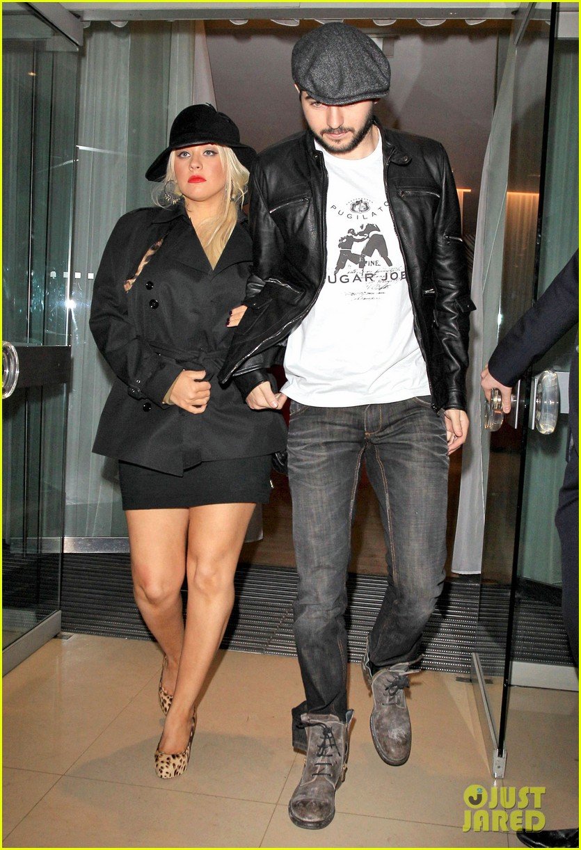 Christina Aguilera: Box Nightclub With Matthew Rutler!: Photo 2587225 ...