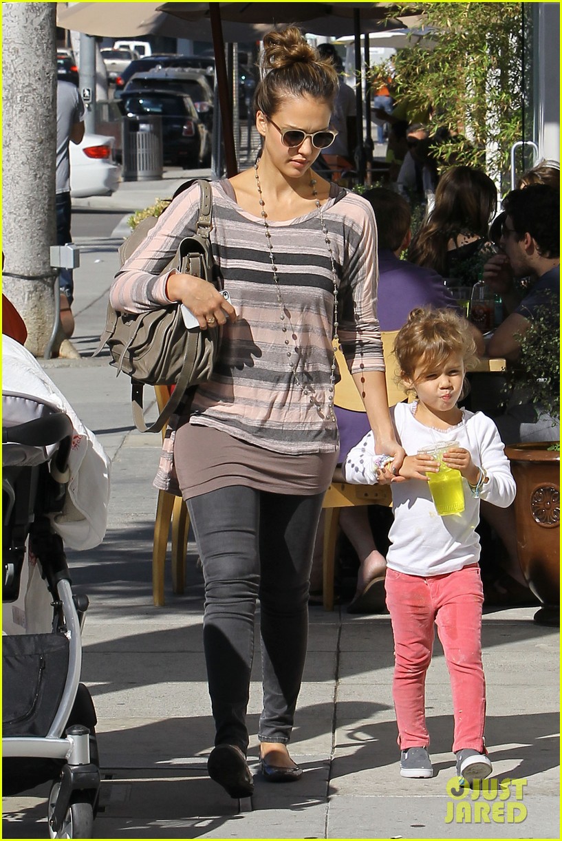 Jessica Alba is a Witch For Halloween: Photo 2595137 | Cash Warren ...