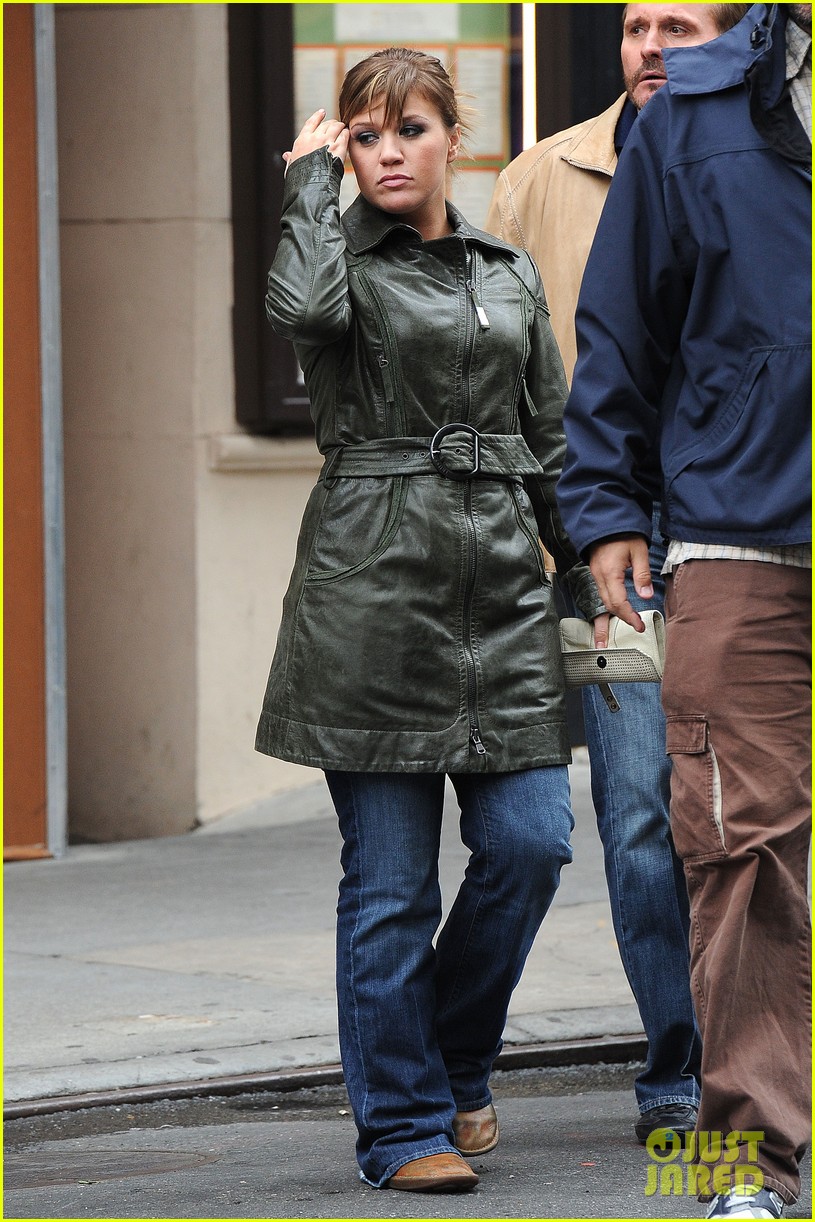 Kelly Clarkson: Out to Lunch in Manhattan: Photo 2593831 | Kelly ...