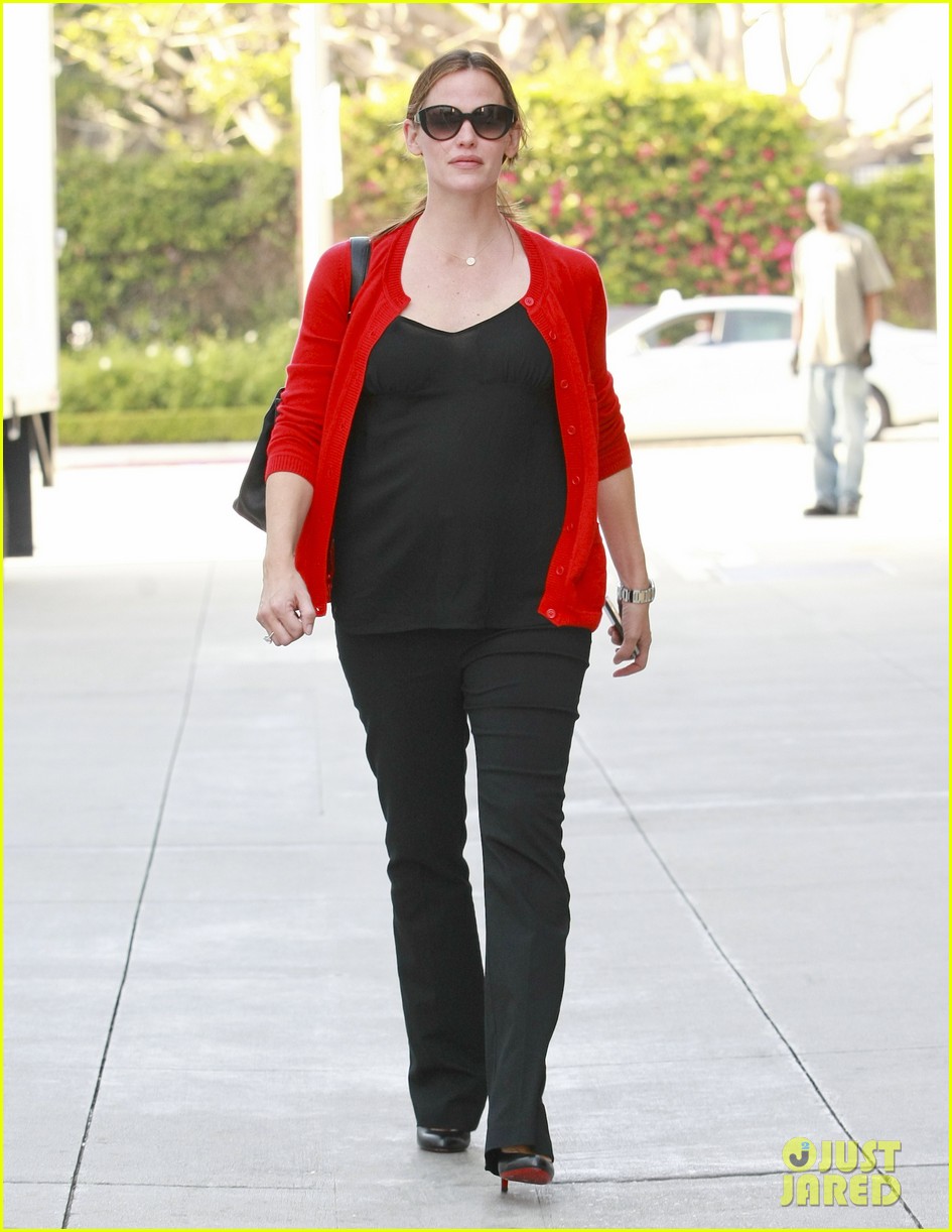 Jennifer Garner: Very Princess-y 'Breakfast Club' Reading: Photo ...