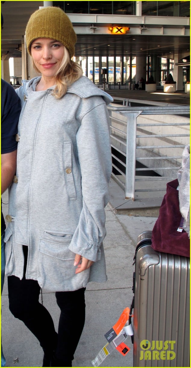 Rachel McAdams: Home For Canadian Thanksgiving!: Photo 2588136 | Rachel ...