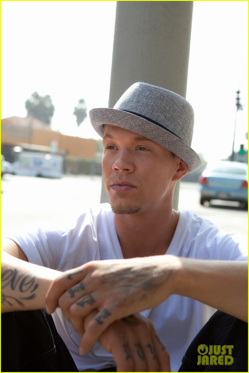 X Factor: Final 17 Promo Pics!: Photo 2591331 | X Factor Photos | Just ...