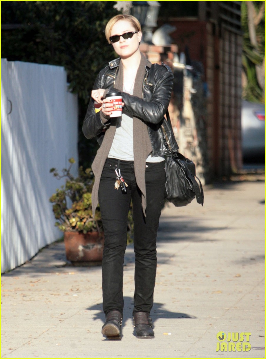 Evan Rachel Wood: Post Thanksgiving Coffee Run: Photo 2604034 | Evan ...