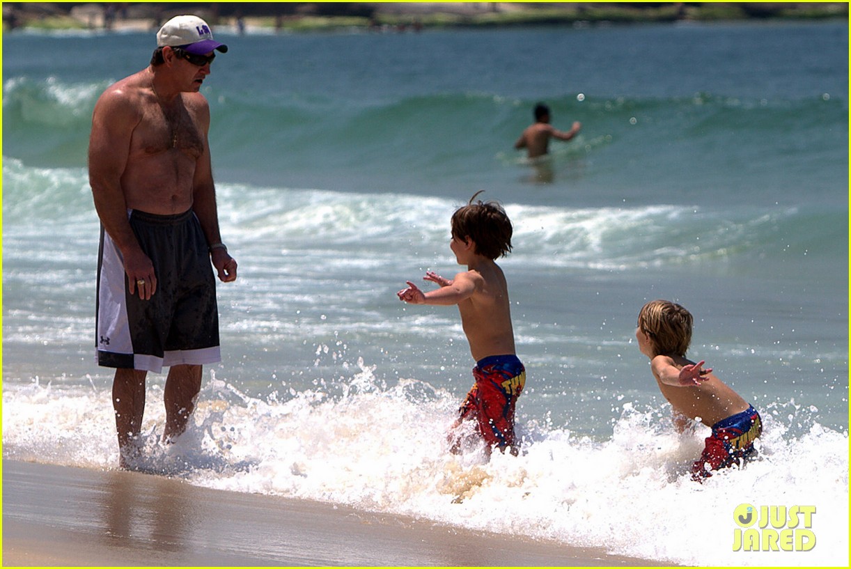 Sean Preston & Jayden James Federline: Brazil with Grandpa Jamie ...