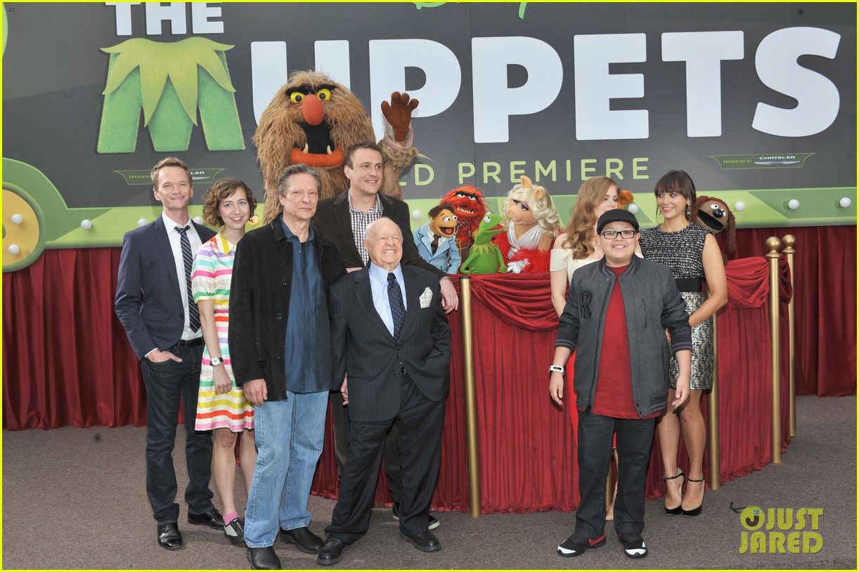 Neil Patrick Harris: 'Muppets' Premiere with David Burtka!: Photo 2599807 | Alexis Denisof ...