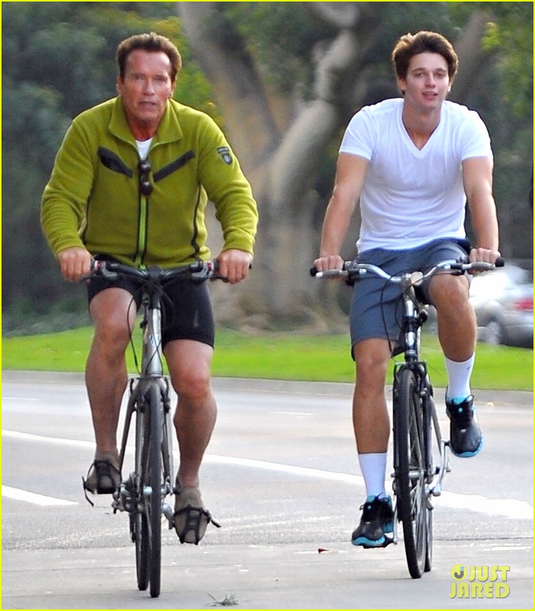 Patrick & Arnold Schwarzenegger: Sunday Bike Riders!: Photo 2604536 ...