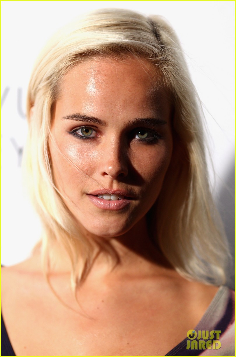 Miranda Kerr & Isabel Lucas: Louis Vuitton Ladies!: Photo 2605784 ...