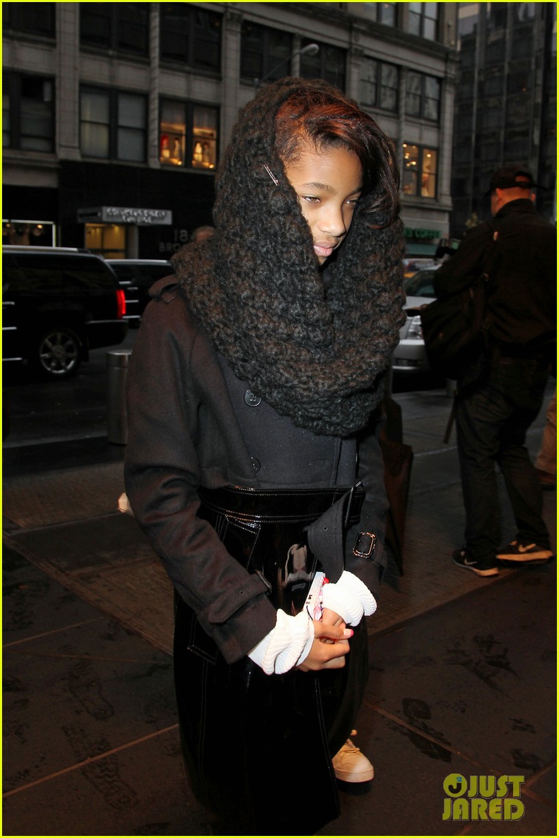 Willow Smith: 'Fireball' Video Premiere With Nicki Minaj!: Photo ...