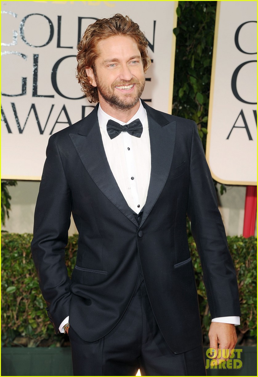 Gerard Butler - Golden Globes 2012 Red Carpet: Photo 2618439 | 2012 ...