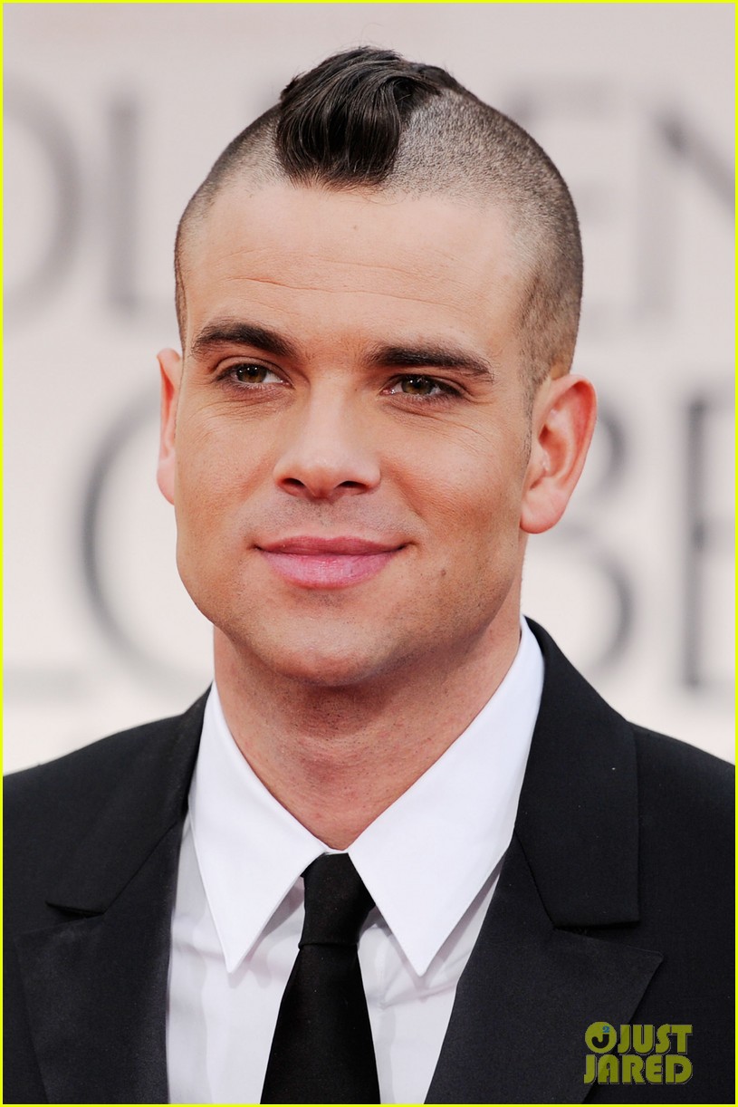 Amber Riley & Chris Colfer - Golden Globes 2012 Red Carpet: Photo ...