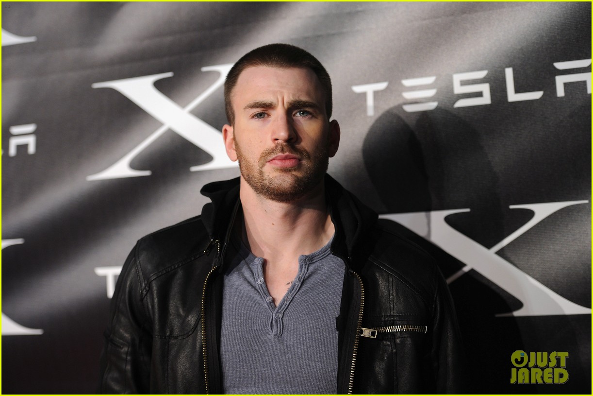 Chris Evans & Malin Akerman: Model X Debut!: Photo 2627299 | Chris ...