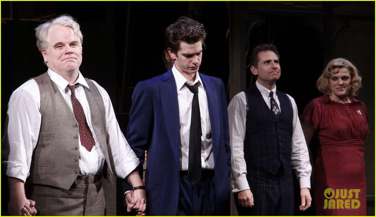 Andrew Garfield: 'Death of A Salesman' Curtain Call!: Photo 2639458 ...