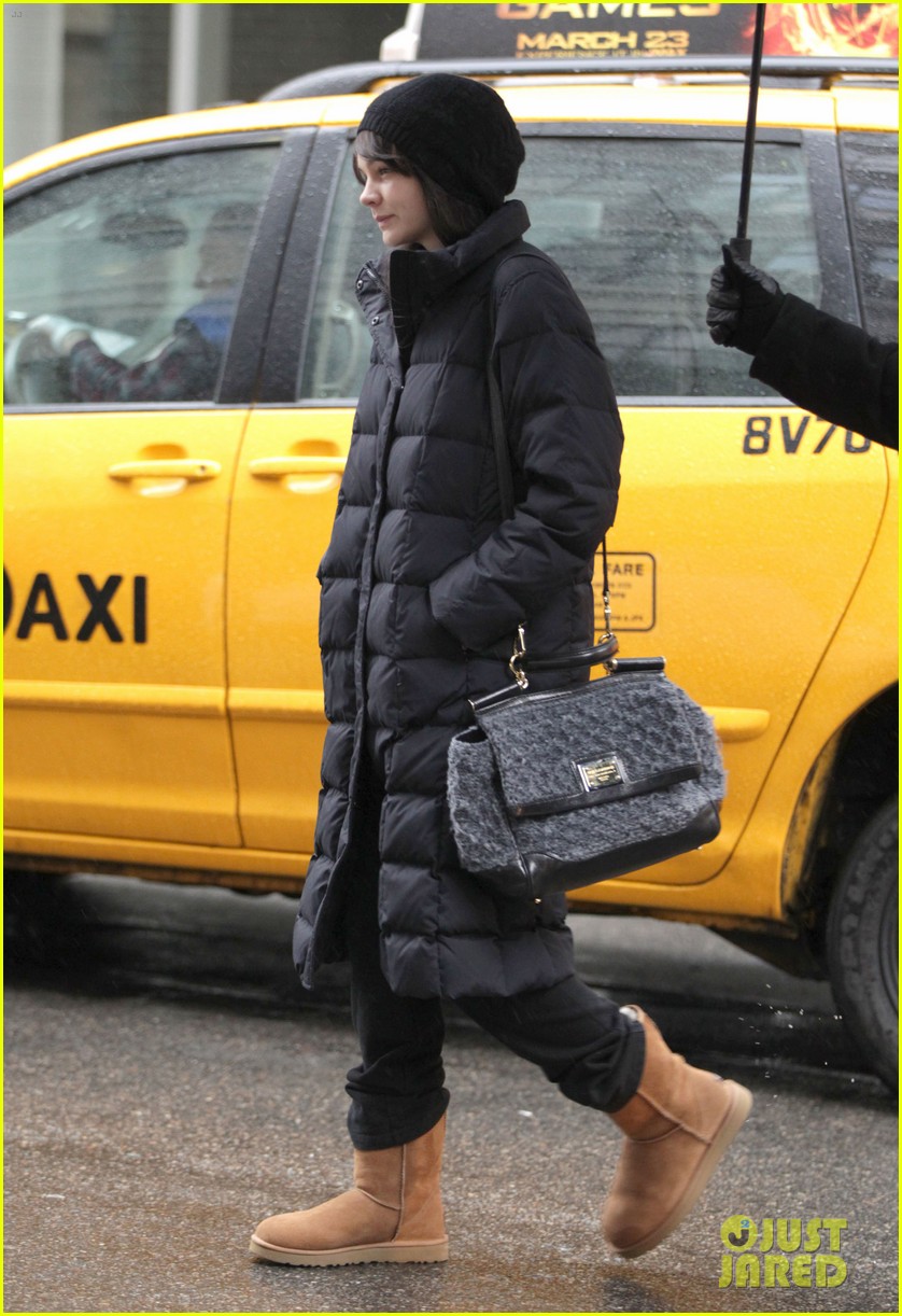 Carey Mulligan: Smiling on 'Llewyn' Set: Photo 2634768 | Carey Mulligan ...