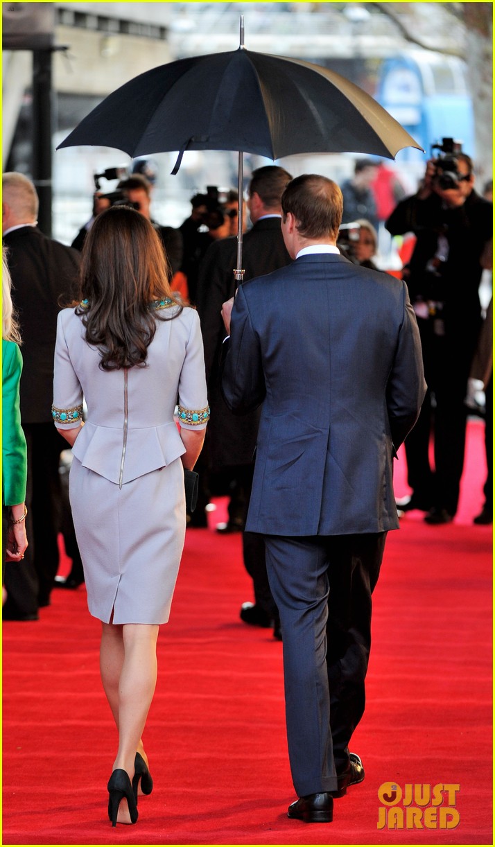 Prince William & Duchess Kate: 'African Cats' Premiere!: Photo 2653641 ...