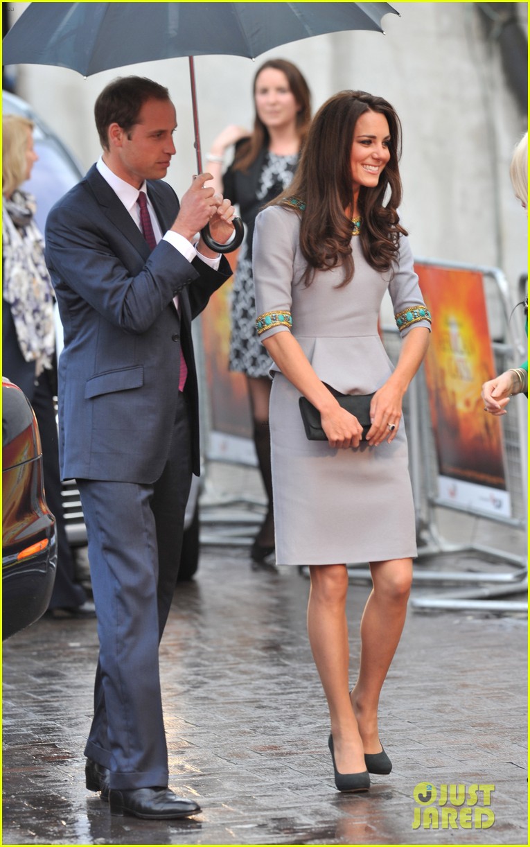 Prince William & Duchess Kate: 'African Cats' Premiere!: Photo 2653644 ...