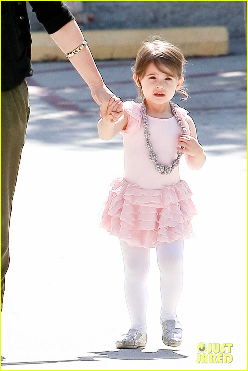 Sarah Michelle Gellar & Charlotte: Ballet Day!: Photo 2655230 ...
