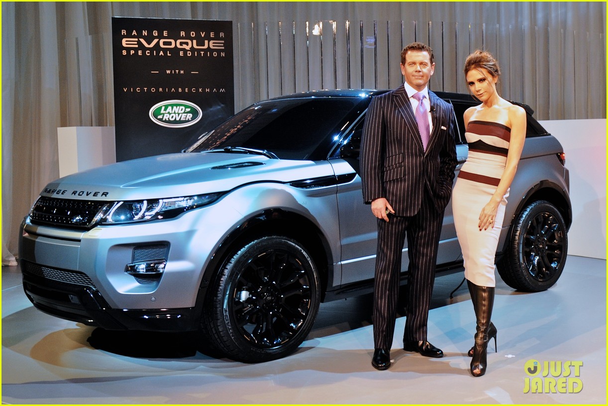 Victoria Beckham: Range Rover Reveal!: Photo 2652465 | Victoria Beckham ...