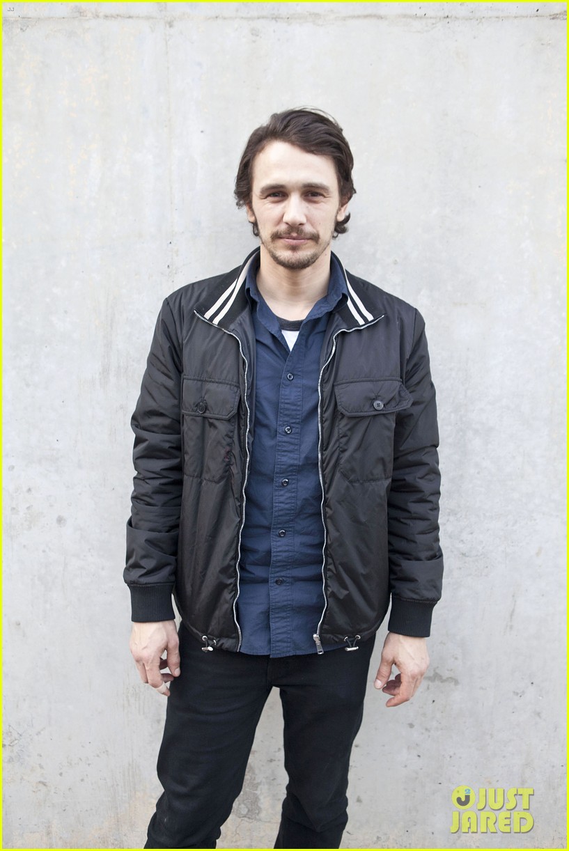 James Franco: 'Dangerous Book Four Boys' Signing!: Photo 2658161 | 00 ...