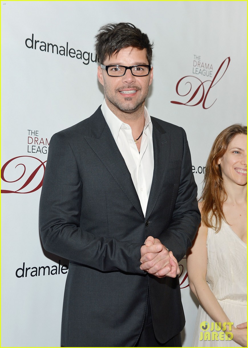 Andrew Garfield & Emma Stone Sing 'Spider-Man' Song: Photo 2663824 ...