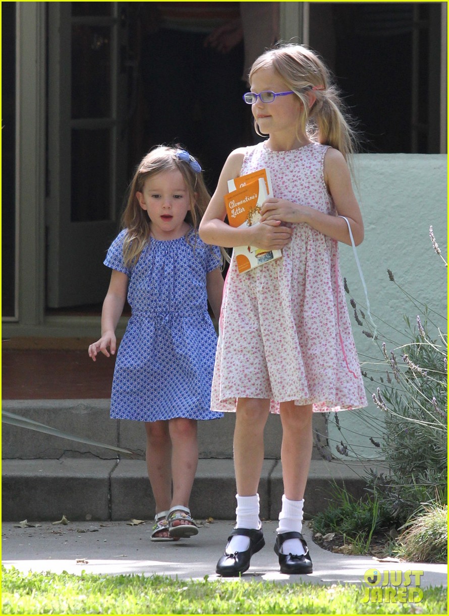 Jennifer Garner: Pasadena Playtime with the Girls!: Photo 2664294 | Ben ...