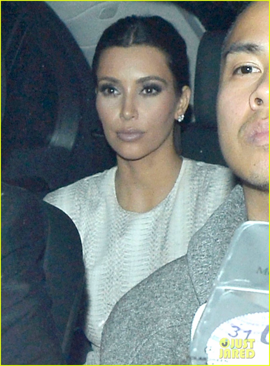 Kim Kardashian: Zuma with Kanye West!: Photo 2663136 | Kanye West, Kim ...