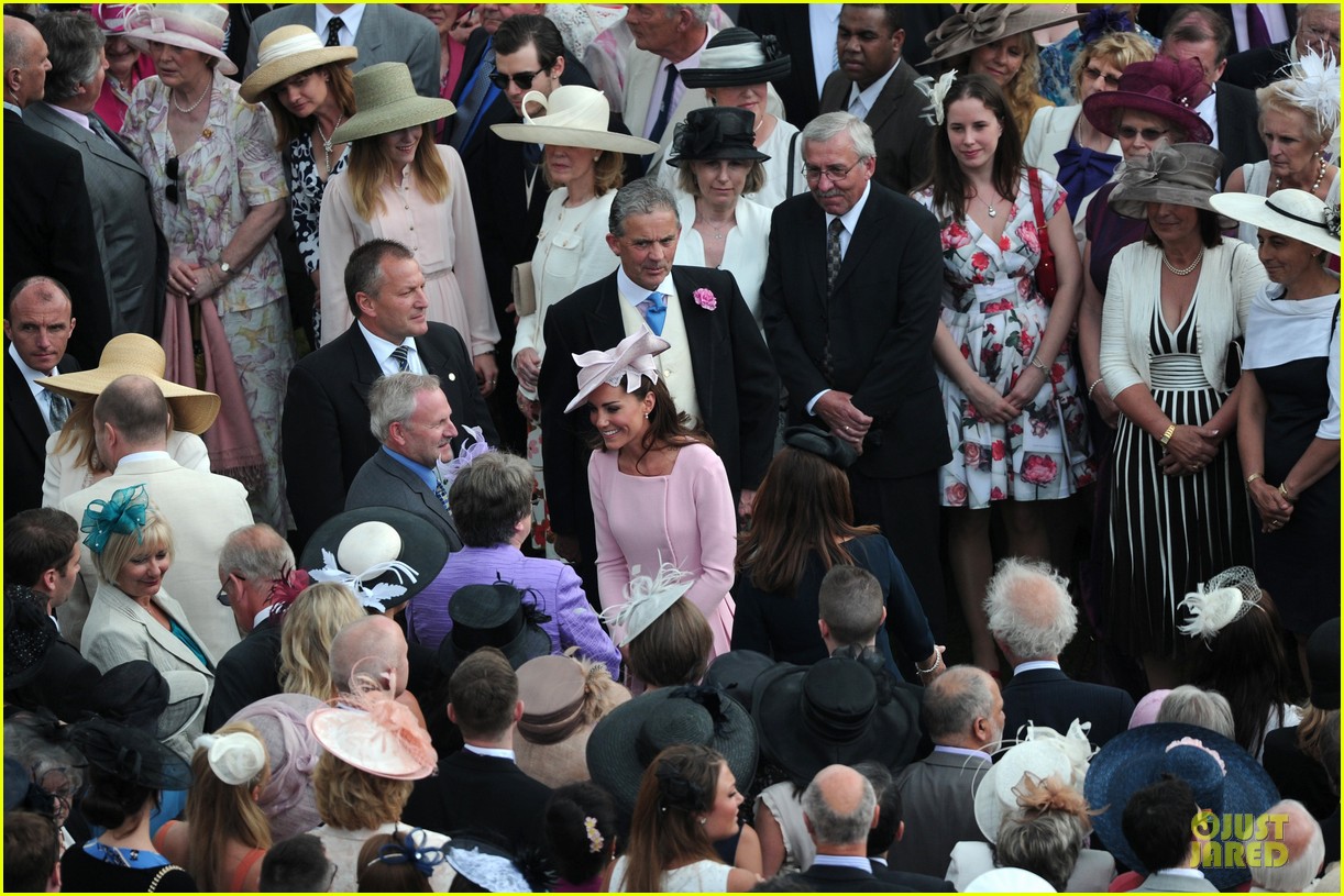 Duchess Kate: Buckingham Palace Garden Tea Party!: Photo 2668080 | Kate ...
