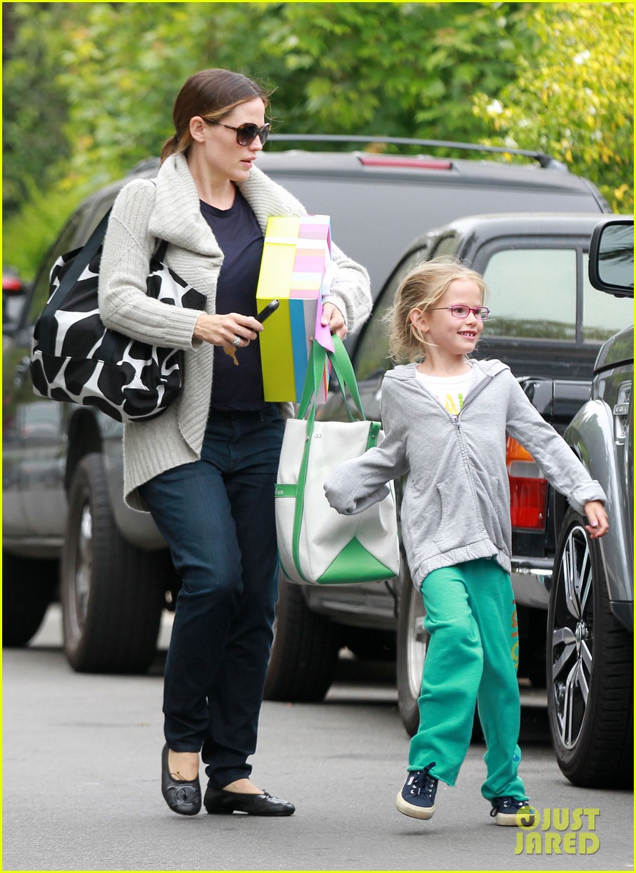 Jennifer Garner: Birthday Party with Violet!: Photo 2674388 | Ben ...