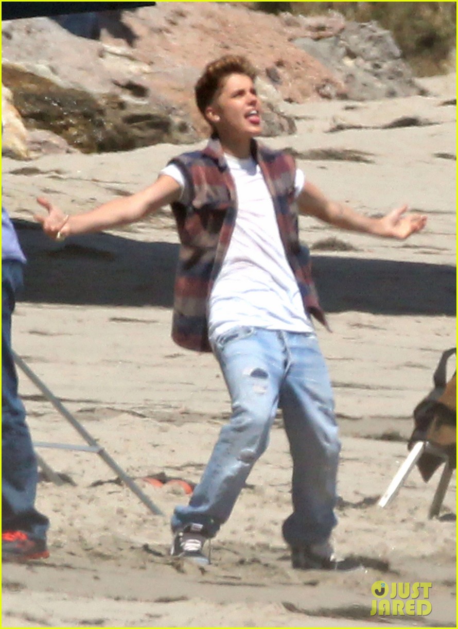 Photo: justin bieber beach photo shoot sky 02 | Photo 2680879 | Just ...
