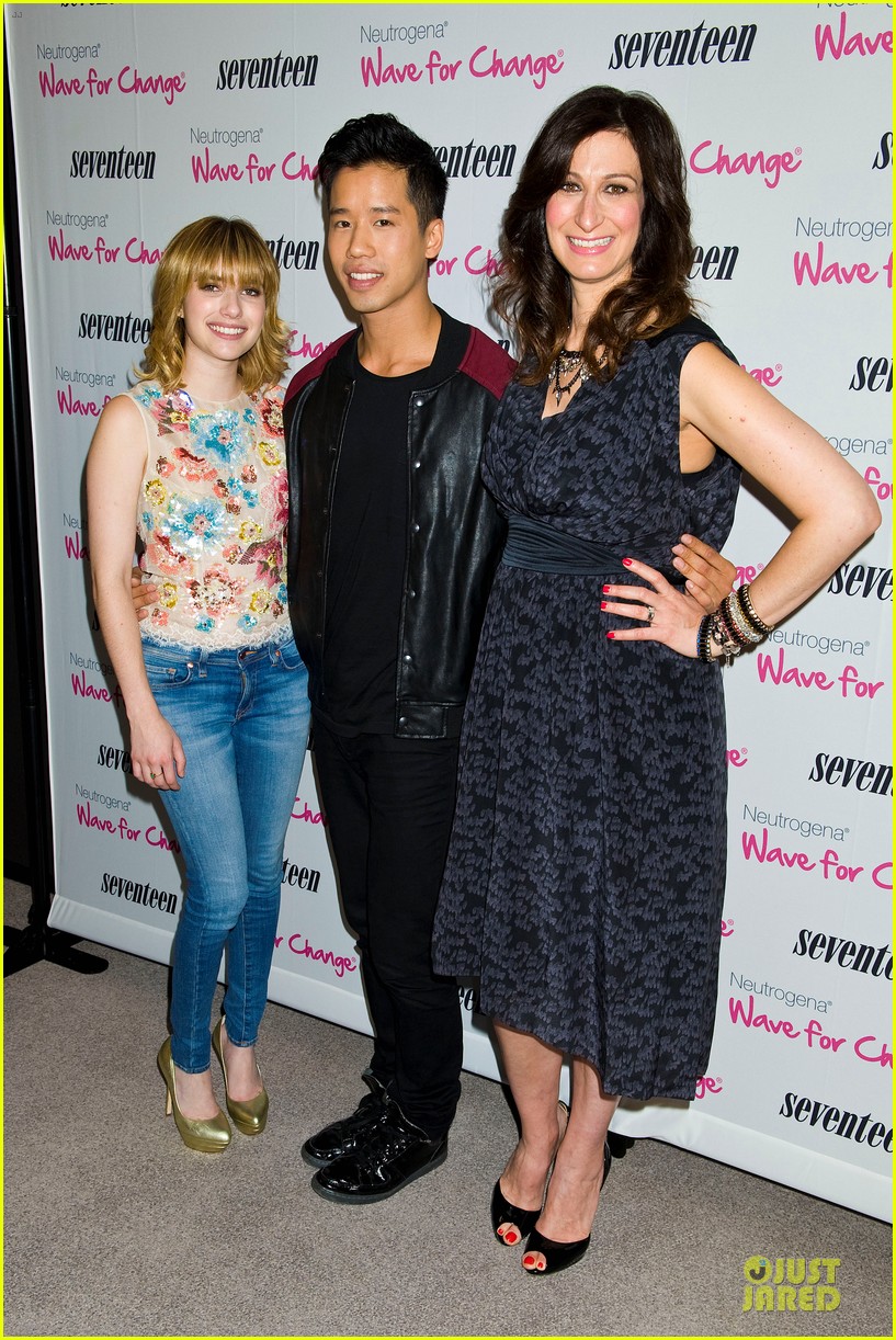 Emma Roberts: 'Seventeen' Pretty Amazing Luncheon!: Photo 2676698 ...