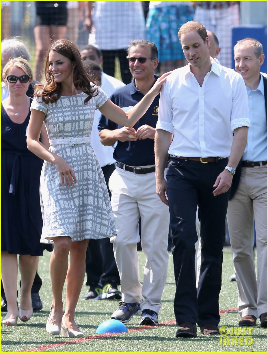 Duchess Kate: Ping Pong for Charity: Photo 2692304 | Kate Middleton ...