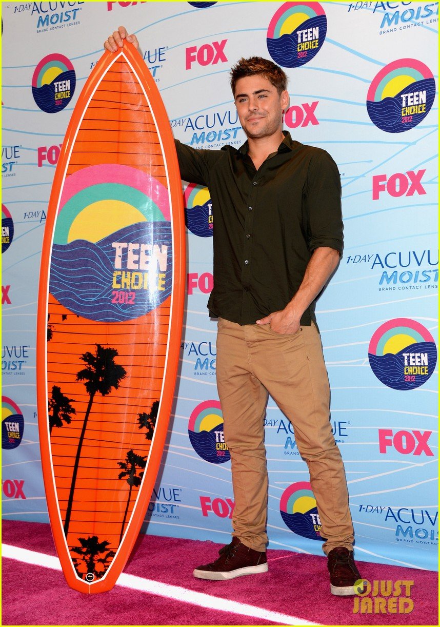 Zac Efron - Teen Choice Awards 2012 Winner: Photo 2690695 | Zac Efron ...