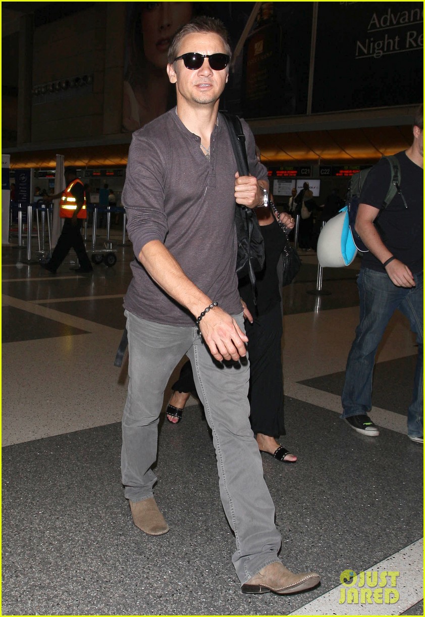 Jeremy Renner: 'Bourne Legacy' Rome Photo Call!: Photo 2688292 | Jeremy ...