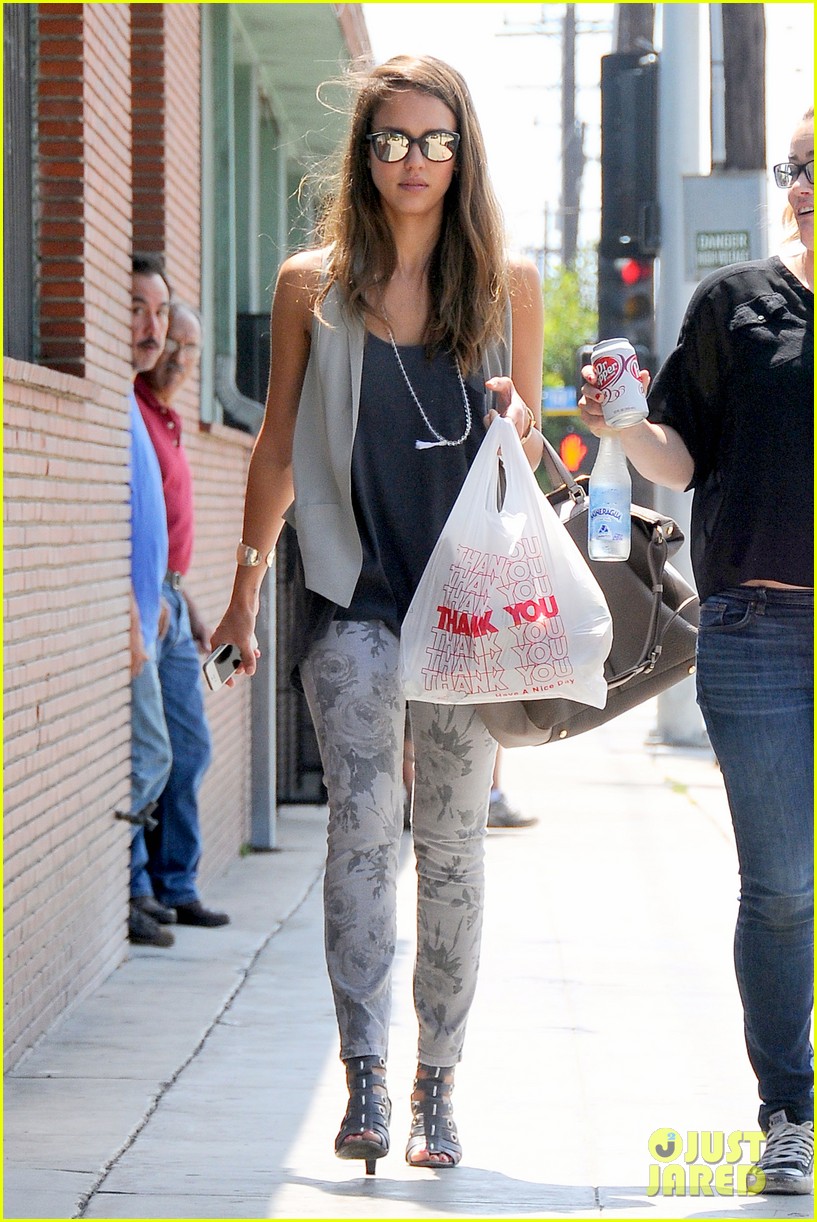 Jessica Alba: Shiny Shades in Santa Monica!: Photo 2706803 | Jessica ...