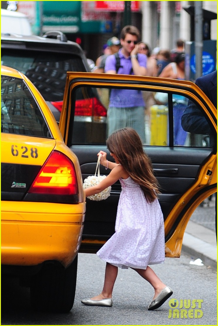 Katie Holmes: Holmes & Yang Fashion Week Show Date Revealed!: Photo 2704985 | Celebrity Babies ...