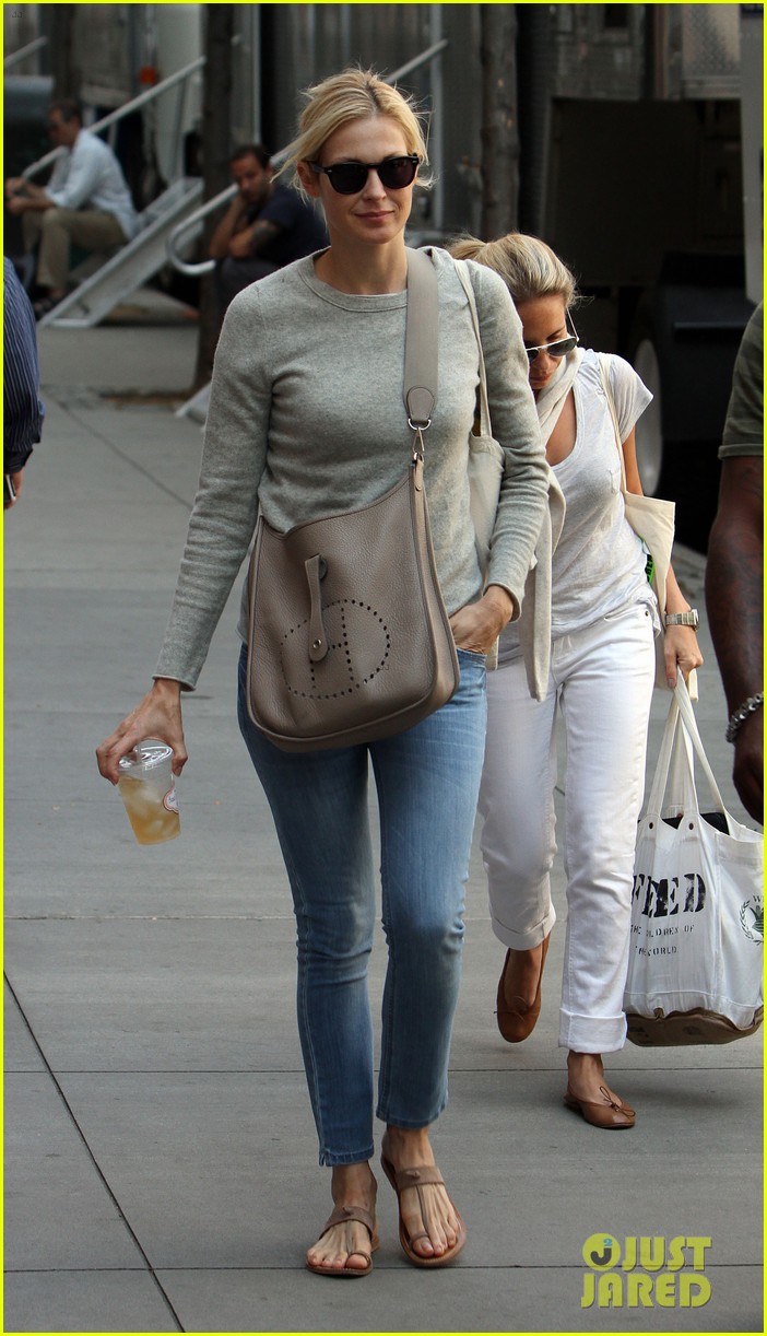 Ed Westwick & Kelly Rutherford: 'Gossip Girl' Set!: Photo 2711714 | Ed ...