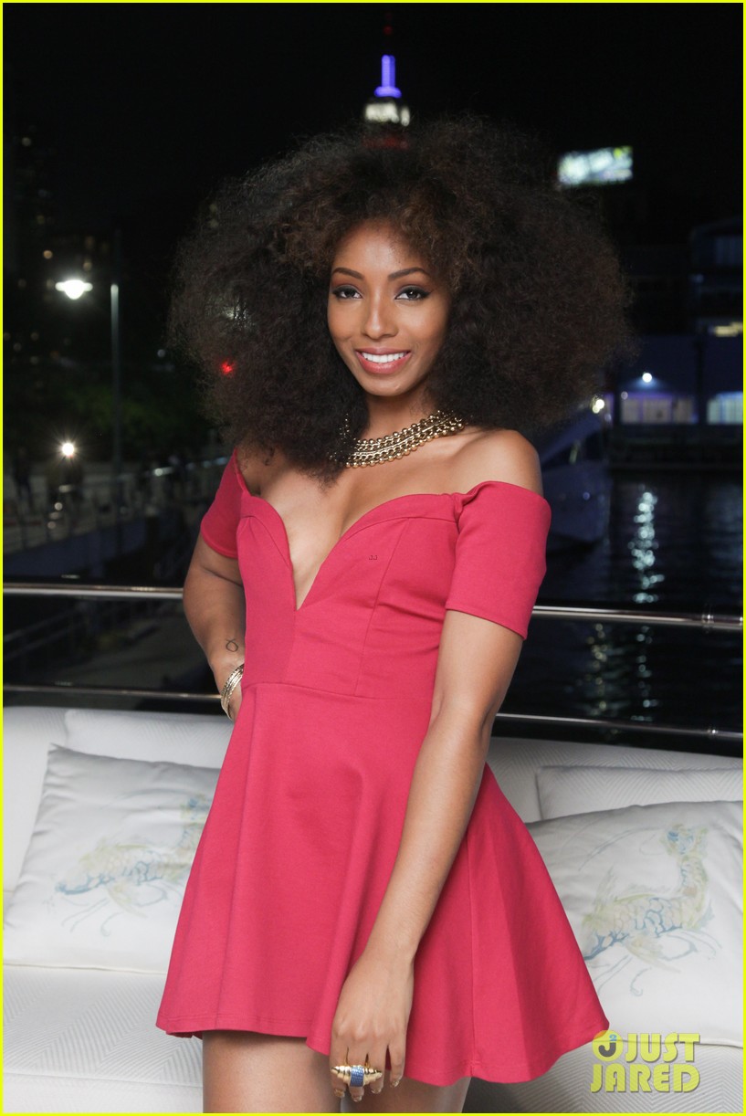 Rose Byrne & Wynter Gordon: 'Lucky Magazine' NYFW Party!: Photo 2720409 ...