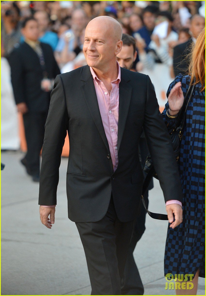 Joseph Gordon-Levitt & Emily Blunt: 'Looper' Premiere at TIFF!: Photo ...