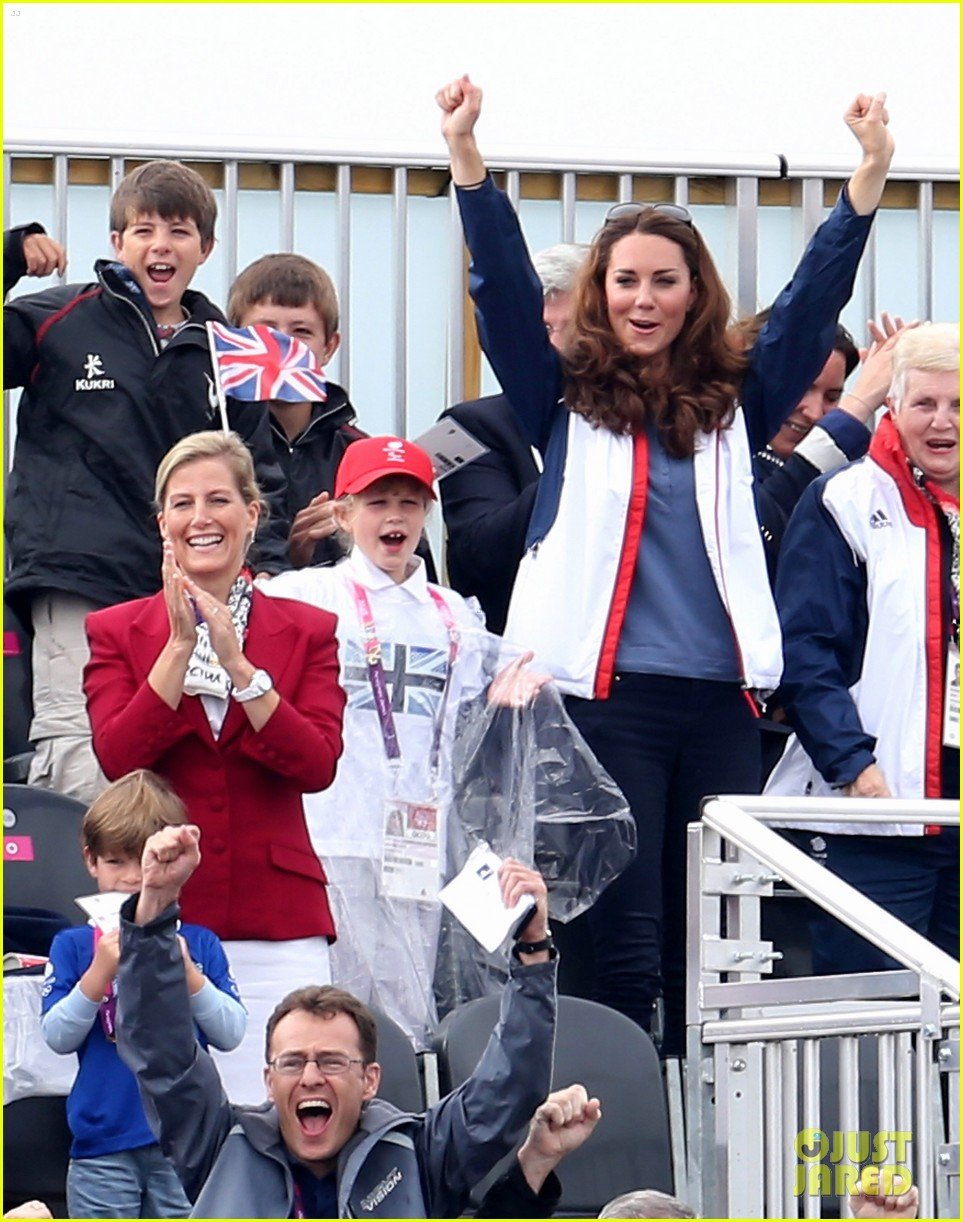 Duchess Kate Cheers Great Britain's Rowing Team to Gold Medal!: Photo ...