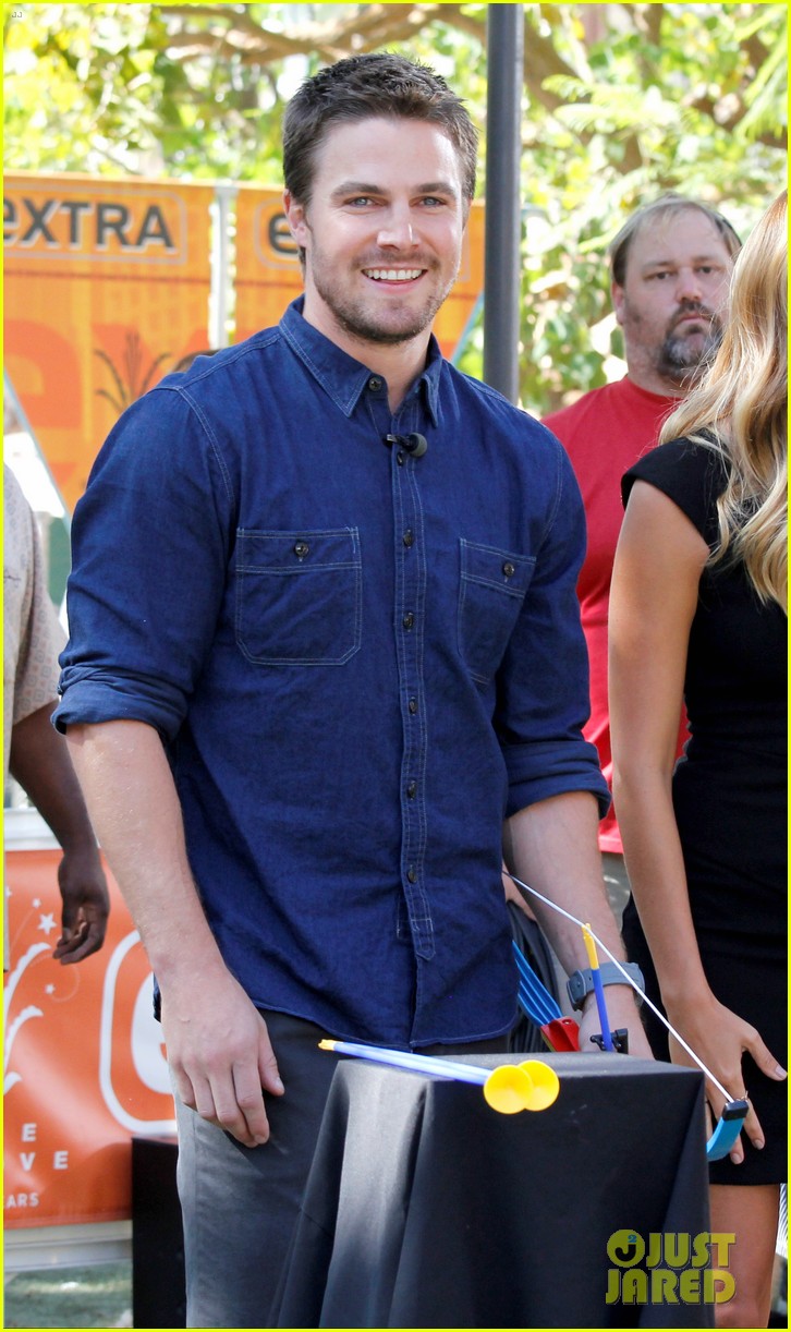 Stephen Amell: 'Arrow' Premieres Tonight!: Photo 2735470 | Photos ...