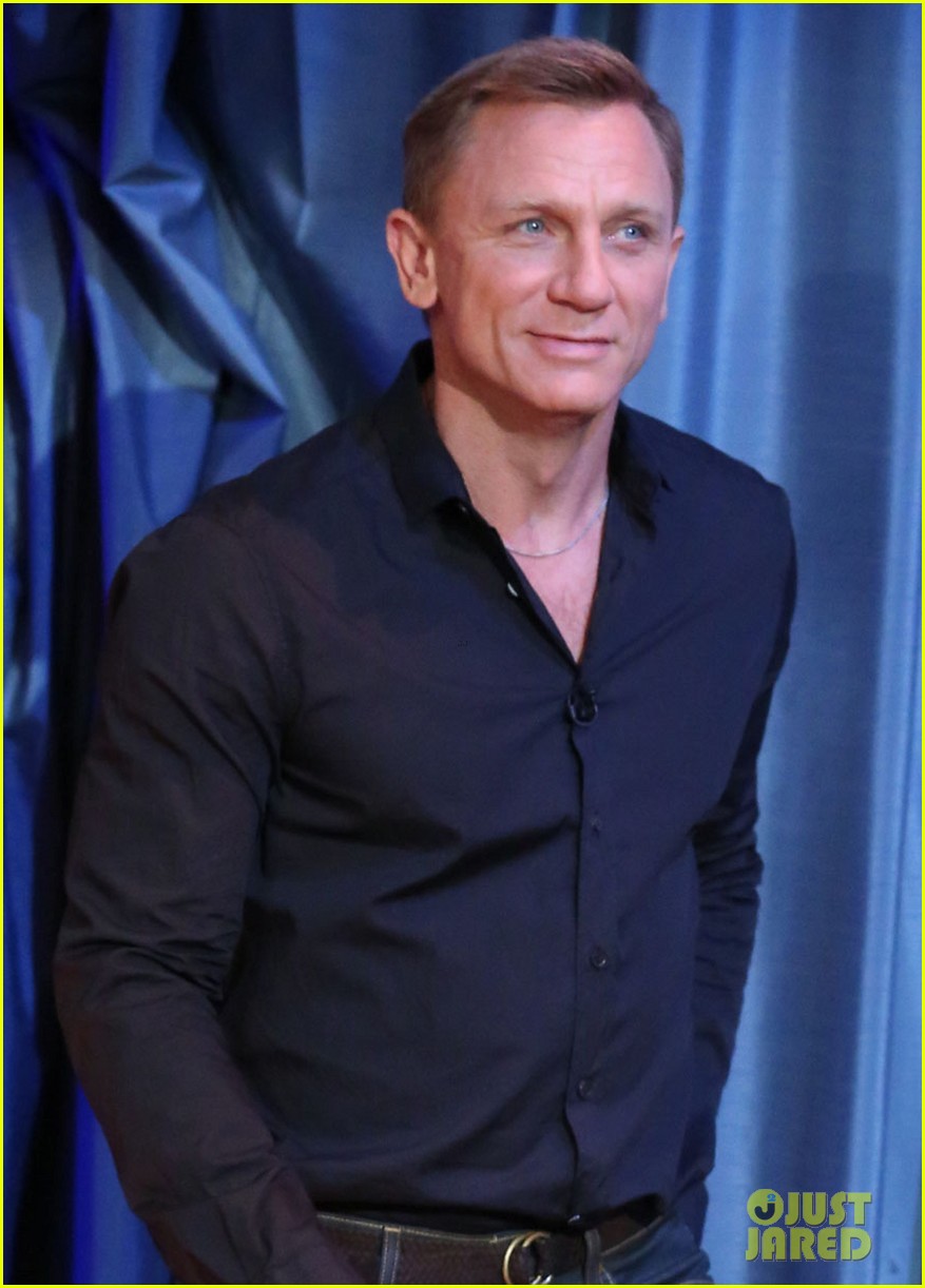 Daniel Craig: 'Late Night with Jimmy Fallon' Appearance!: Photo 2733261 ...