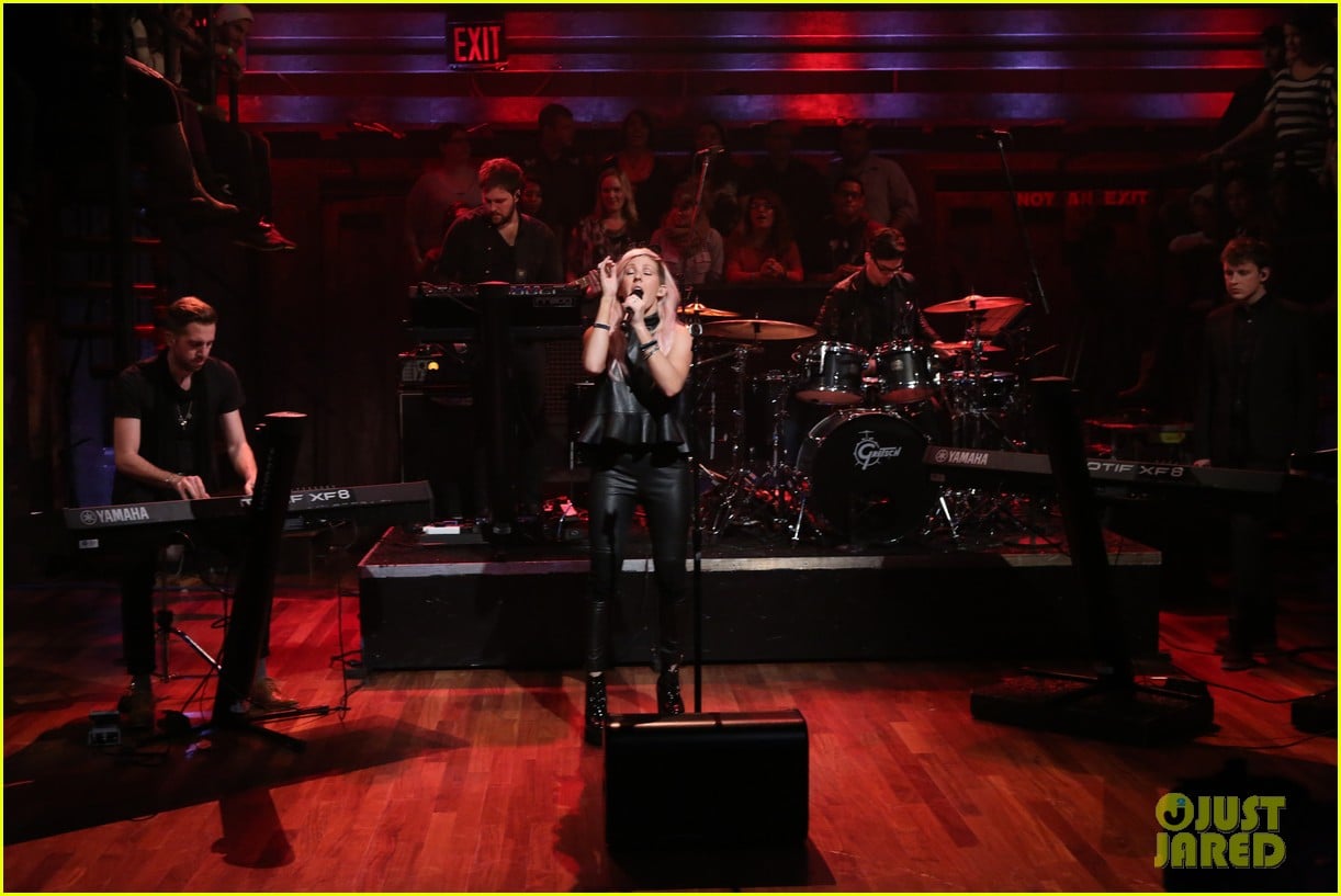 Ellie Goulding: 'Anything Could Happen' Live on 'Jimmy Fallon'!: Photo ...