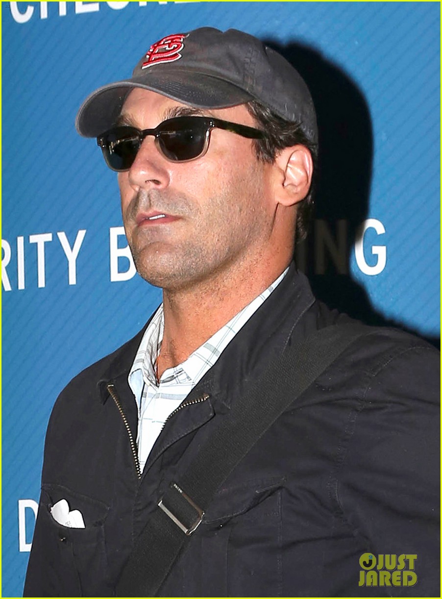 Jon Hamm: Back From Hawaii!: Photo 2746904 | Jon Hamm Photos | Just ...