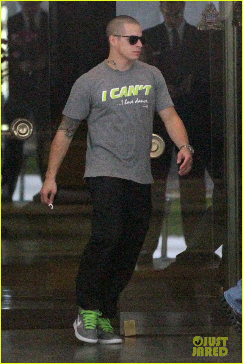 Jennifer Lopez & Casper Smart: Lisbon Tour Stop!: Photo 2733079 ...