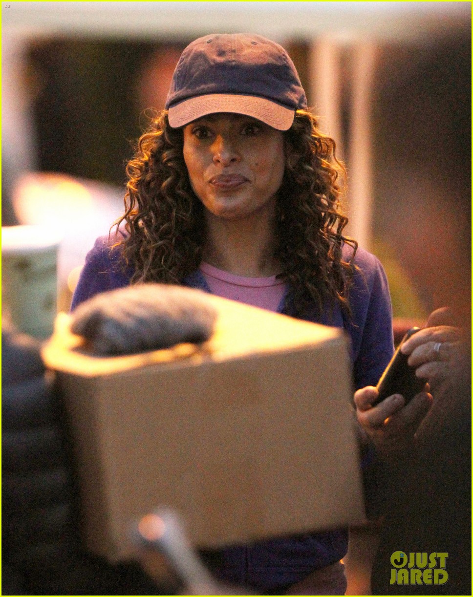 Eva Mendes: Curly Hair for 'Clear History'!: Photo 2732481 | Eva Mendes ...