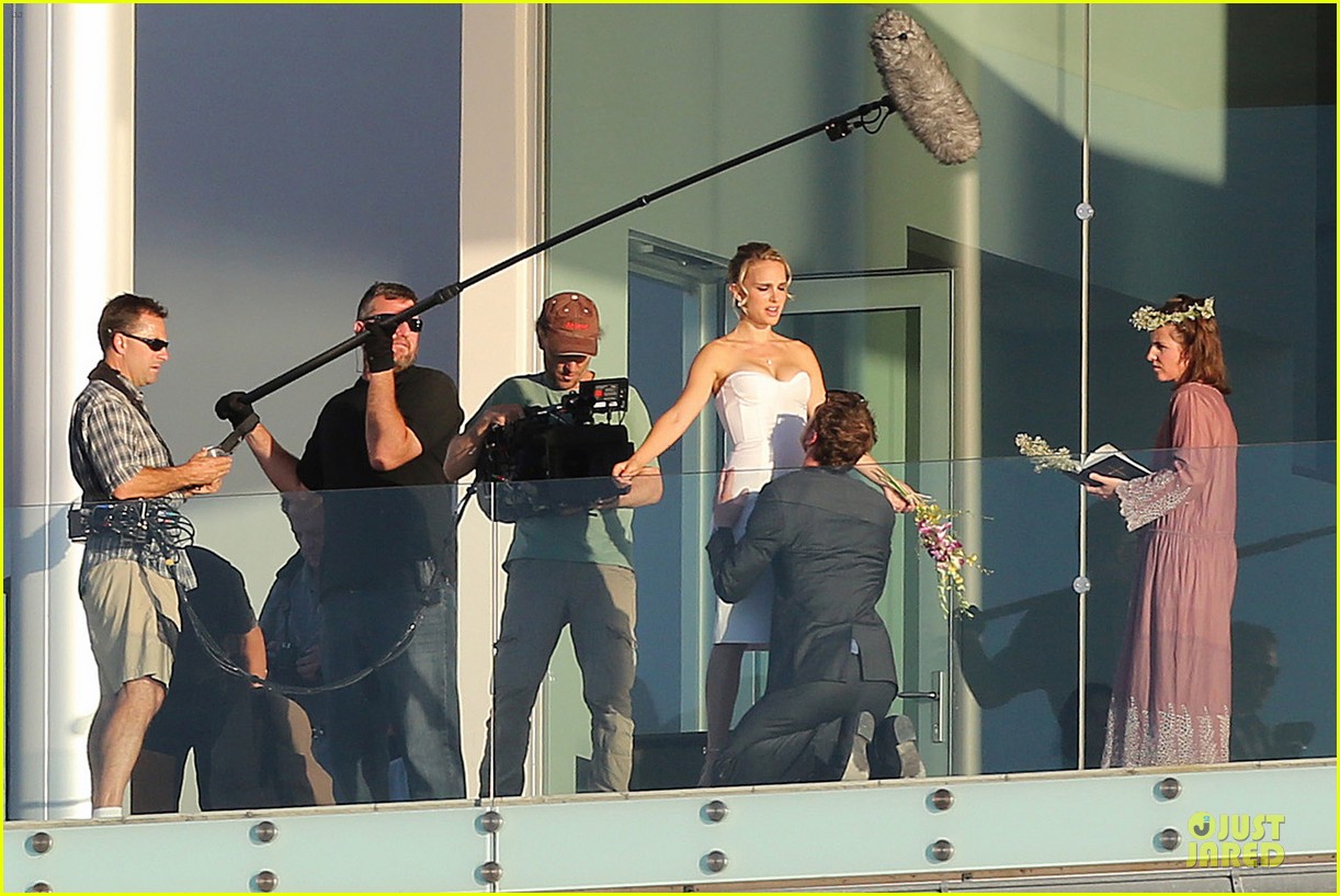 Michael Fassbender Gets Down on His Knees for Natalie Portman!: Photo ...