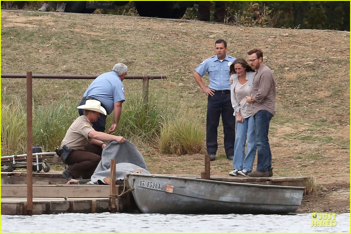 Julia Roberts: 'August Osage County' Set with Ewan McGregor!: Photo ...